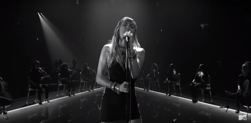 Miley Cyrus Performs 'Slide Away' Live At The 2019 VMAs