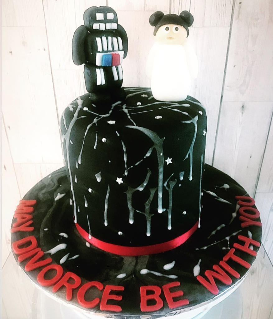 People Are Posting Divorce Cakes, Because Apparently That's A Thing