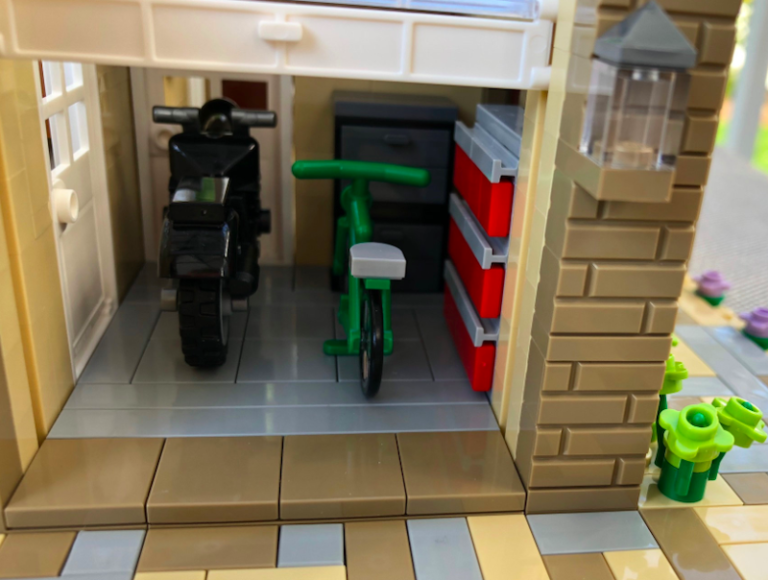 This Etsy Store Will Recreate Your House As A LEGO Set