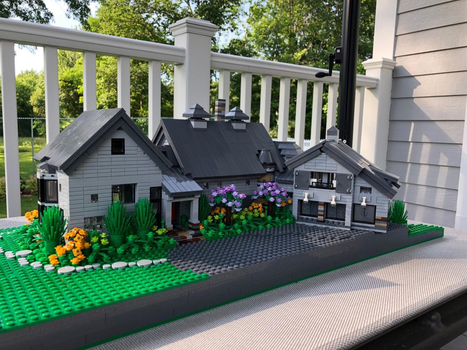 This Etsy Store Will Recreate Your House As A LEGO Set