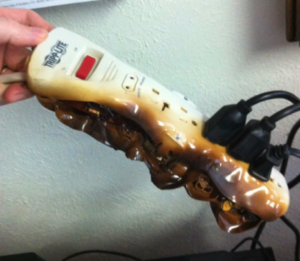 Tech Support Gore — 35 Workers Share The “Goriest” Pics They've Seen