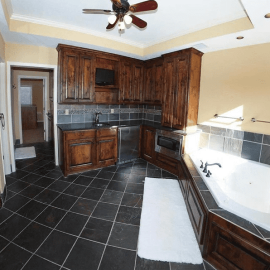 19 Bad Kitchen Designs From People Who Should Fire Their Designer