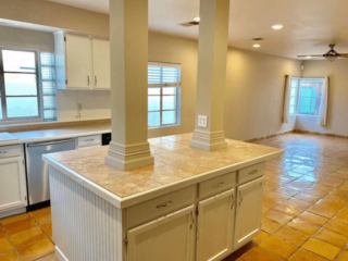 19 Bad Kitchen Designs From People Who Should Fire Their Designer