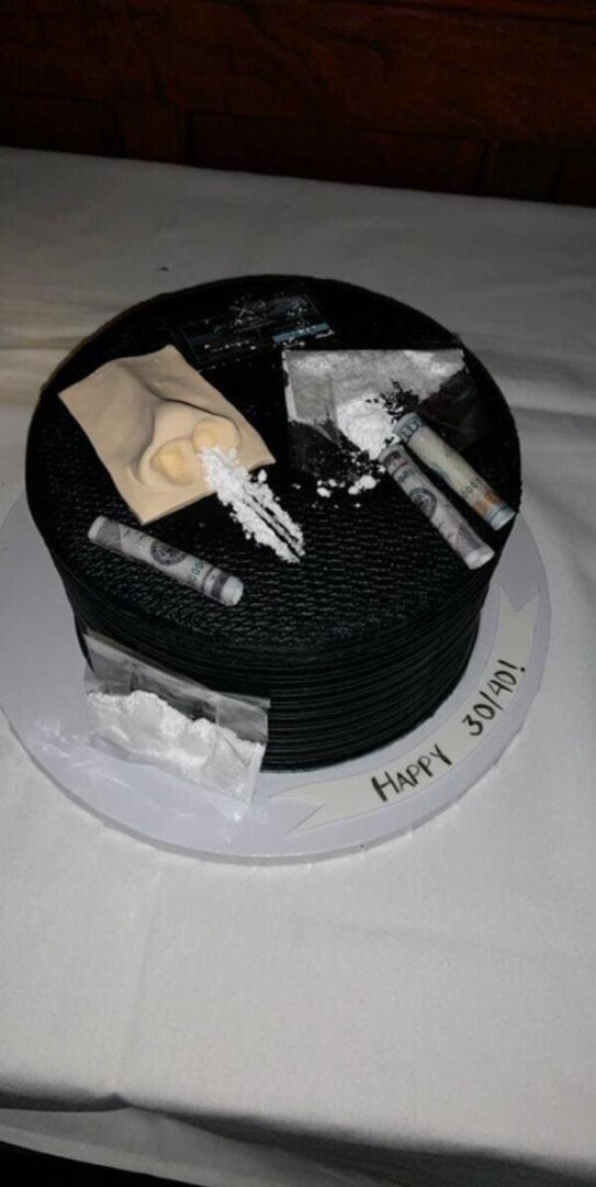 17 Pics From Really Trashy Birthday Parties