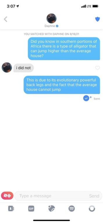 Say What You Will About Tinder DMs, But At Least They're Not Boring (25 ...