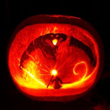 36 Creative Pumpkin Carvers That Took Things To Another Artistic Level