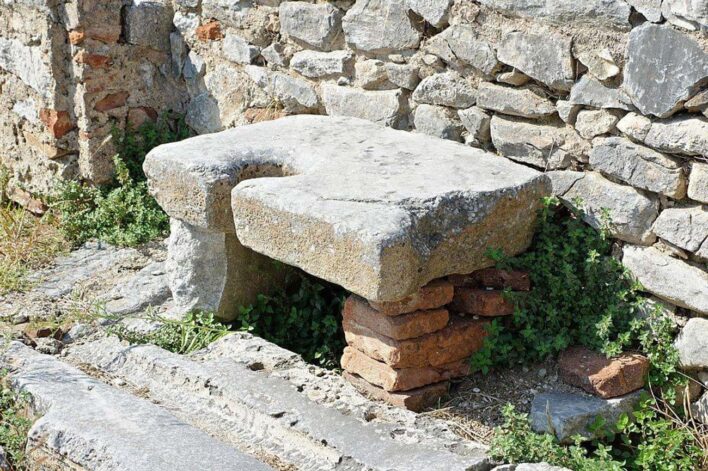 Toilets Through Time — How Toilets Have Evolved Since The Dawn Of Society