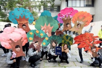 Kyoto University Allows Students To Graduate Wearing Anything They Want ...