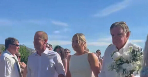 Bride Who Escaped An Abusive Relationship Asks The 15 Men Who Helped ...