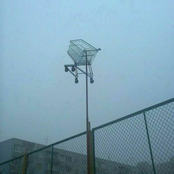 30 Images That Need More Context, Because Right Now All We Have Is ...