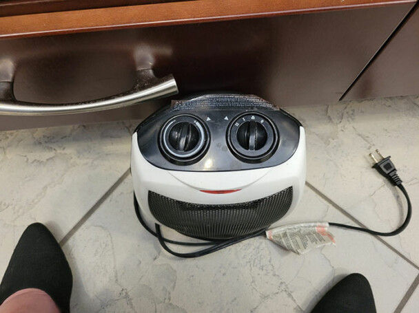 The "Things With Faces" Group Is For Sharing Examples Of Pareidolia ...